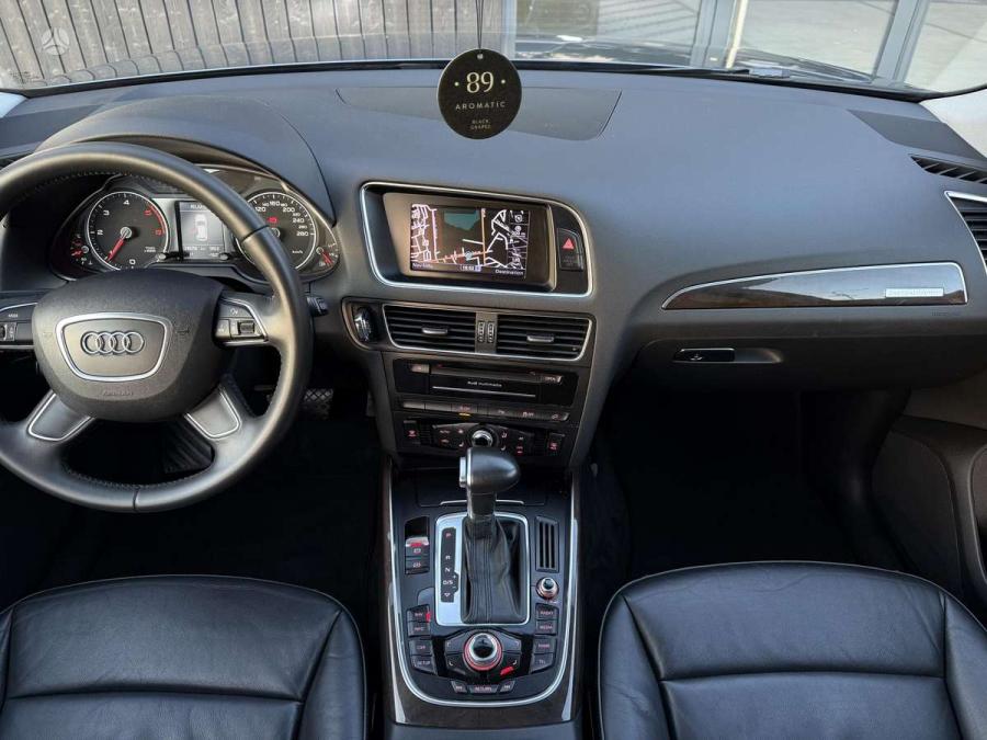 Pelēks Audi Q5 2013 Šauļi, ar dzinēja tilpumu 1.97 L un nobraukumu 240 tūkst. km par 13450 €, foto 20 vietnē AUTOMOTO.COM.LV