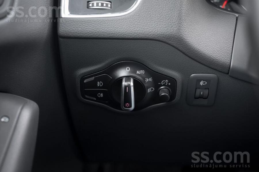 Grey Audi Q5 2013 in Talsi, with an engine capacity of 2.00 L and mileage of 189 thousand km for 13550 €, photo 15 on AUTOMOTO.COM.LV