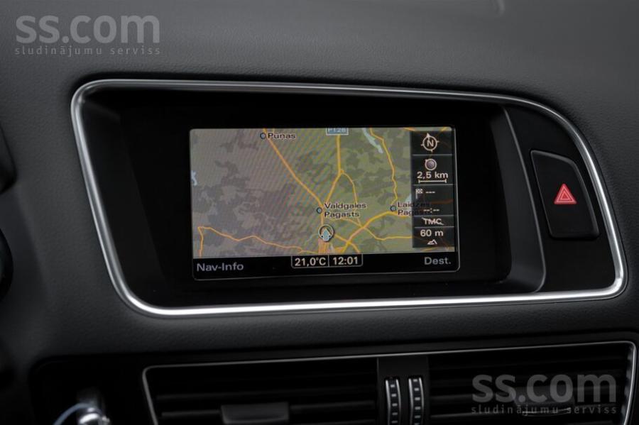 Grey Audi Q5 2013 in Talsi, with an engine capacity of 2.00 L and mileage of 189 thousand km for 13550 €, photo 22 on AUTOMOTO.COM.LV