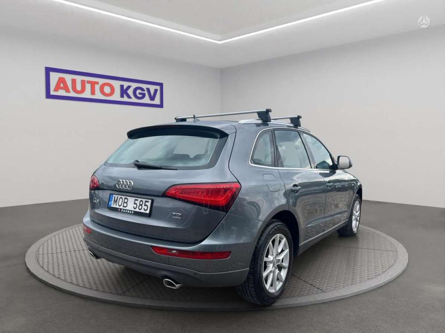 Grey Audi Q5 2013 in Kaunas, with an engine capacity of 3.00 L and mileage of 256 thousand km for 12399 €, photo 6 on AUTOMOTO.COM.LV