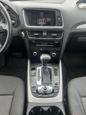 Grey Audi Q5 2013 in Kaunas, with an engine capacity of 1.97 L and mileage of 267 thousand km for 4700 €, photo 13 on AUTOMOTO.COM.LV