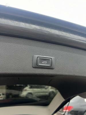 Grey Audi Q5 2013 in Kaunas, with an engine capacity of 1.97 L and mileage of 267 thousand km for 4700 €, photo 18 on AUTOMOTO.COM.LV