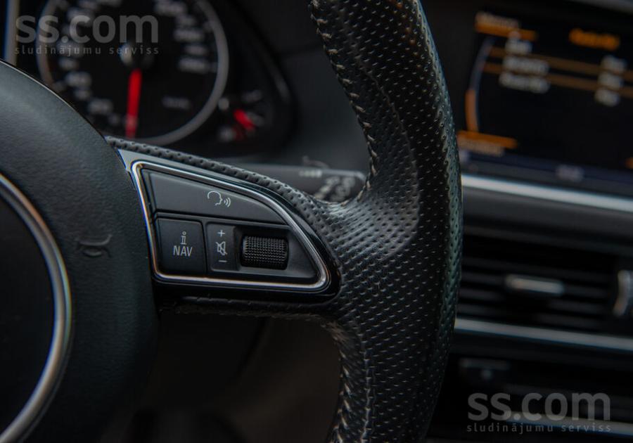 Grey Audi Q5 2013 in Cesis, with an engine capacity of 2.00 L and mileage of 180 thousand km for 13350 €, photo 20 on AUTOMOTO.COM.LV