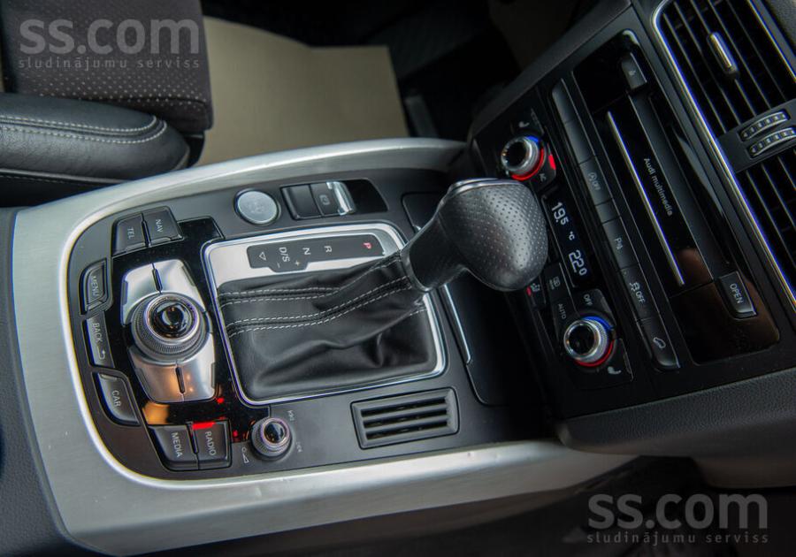 Grey Audi Q5 2013 in Cesis, with an engine capacity of 2.00 L and mileage of 180 thousand km for 13350 €, photo 24 on AUTOMOTO.COM.LV
