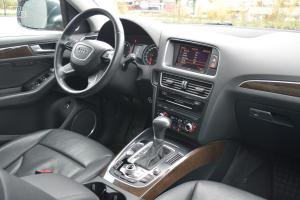 Grey Audi Q5 2014 in Vilnius, with an engine capacity of 2.00 L and mileage of 101 thousand km for 12000 €, photo 12 on AUTOMOTO.COM.LV