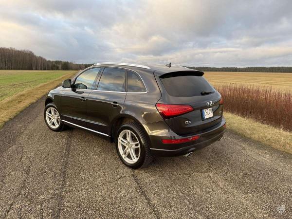 Pelēks Audi Q5 2014 Prienai, ar dzinēja tilpumu 1.98 L un nobraukumu 158 tūkst. km par 13600 €, foto 3 vietnē AUTOMOTO.COM.LV