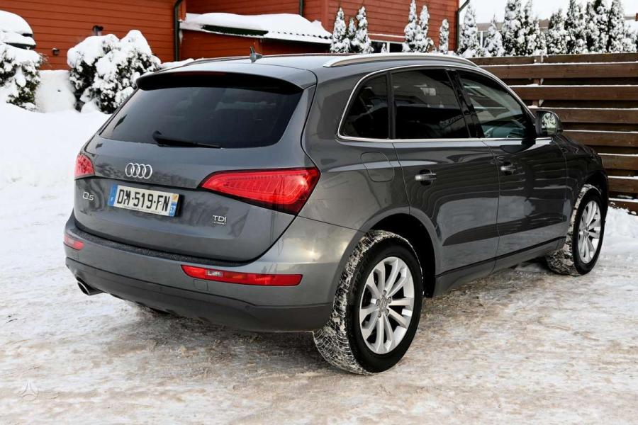 Grey Audi Q5 2014 in Kretinga, with an engine capacity of 1.97 L and mileage of 227 thousand km for 12999 €, photo 10 on AUTOMOTO.COM.LV