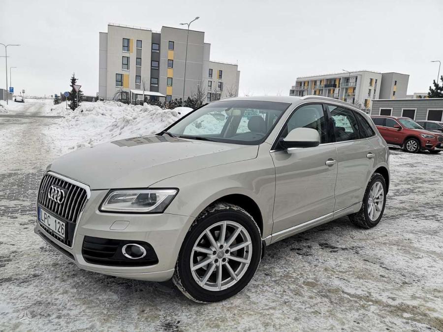 Grey Audi Q5 2014 in Klaipeda, with an engine capacity of 2.00 L and mileage of 200 thousand km for 14500 €, photo 2 on AUTOMOTO.COM.LV