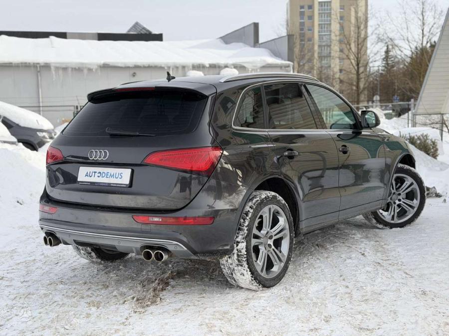 Pelēks Audi Q5 2014 Mažeikiai, ar dzinēja tilpumu 2.97 L un nobraukumu 289 tūkst. km par 14800 €, foto 3 vietnē AUTOMOTO.COM.LV