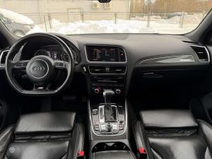 Pelēks Audi Q5 2014 Mažeikiai, ar dzinēja tilpumu 2.97 L un nobraukumu 289 tūkst. km par 14800 €, foto 24 vietnē AUTOMOTO.COM.LV