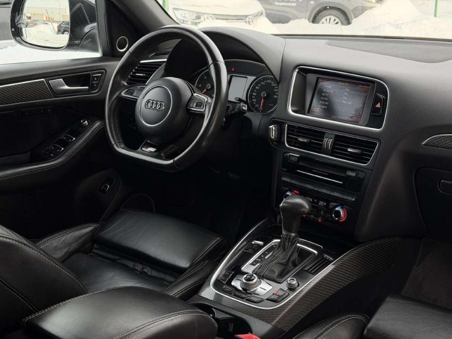 Pelēks Audi Q5 2014 Mažeikiai, ar dzinēja tilpumu 2.97 L un nobraukumu 289 tūkst. km par 14800 €, foto 30 vietnē AUTOMOTO.COM.LV