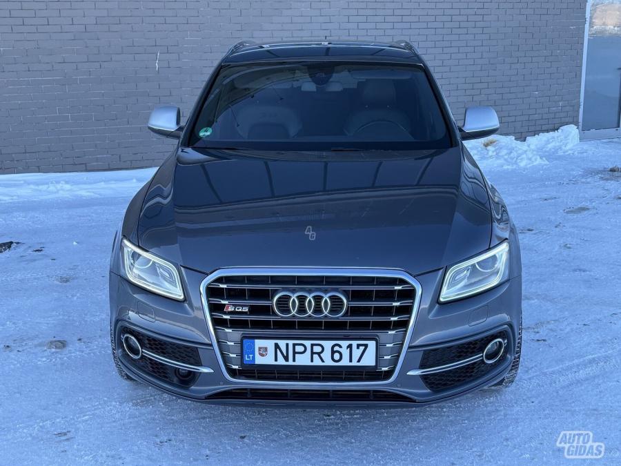 Grey Audi Q5 2014 in Vilnius, with an engine capacity of 3.00 L and mileage of 300 thousand km for 13600 €, photo 8 on AUTOMOTO.COM.LV