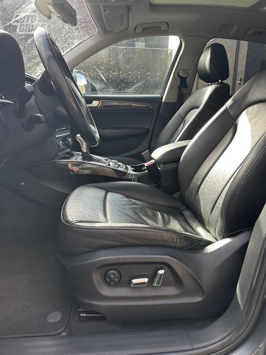 Grey Audi Q5 2014 in Vilnius, with an engine capacity of 2.00 L and mileage of 200 thousand km for 12100 €, photo 11 on AUTOMOTO.COM.LV