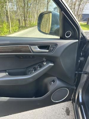 Grey Audi Q5 2014 in Vilnius, with an engine capacity of 2.00 L and mileage of 200 thousand km for 12100 €, photo 13 on AUTOMOTO.COM.LV