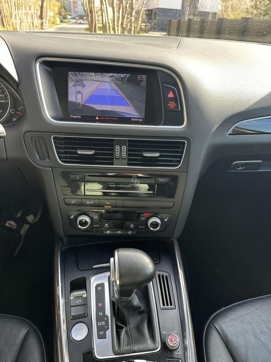 Grey Audi Q5 2014 in Vilnius, with an engine capacity of 2.00 L and mileage of 200 thousand km for 12100 €, photo 14 on AUTOMOTO.COM.LV