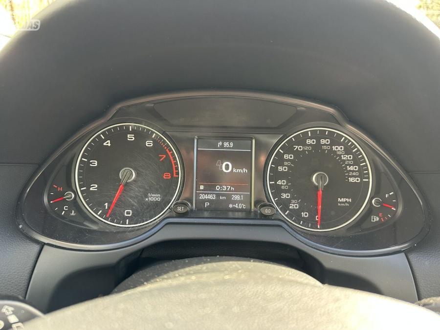 Grey Audi Q5 2014 in Vilnius, with an engine capacity of 2.00 L and mileage of 200 thousand km for 12100 €, photo 16 on AUTOMOTO.COM.LV