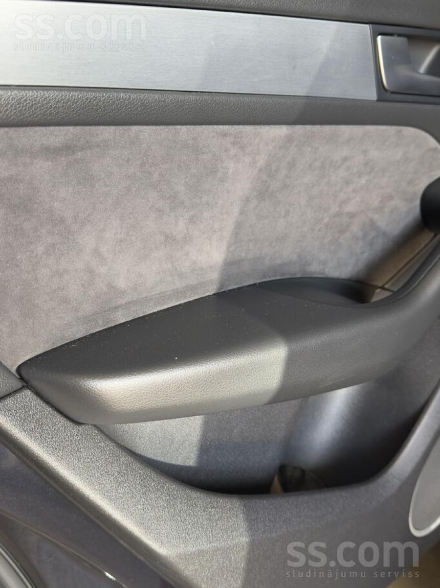 Grey Audi Q5 2014 in Daugavpils, with an engine capacity of 3.00 L and mileage of 116 thousand km for 18500 €, photo 12 on AUTOMOTO.COM.LV