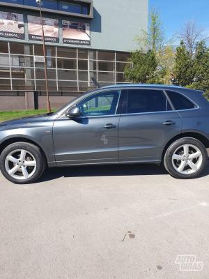Pelēks Audi Q5 2014 Alīta, ar dzinēja tilpumu 2.00 L un nobraukumu 315 tūkst. km par 12500 €, foto 4 vietnē AUTOMOTO.COM.LV