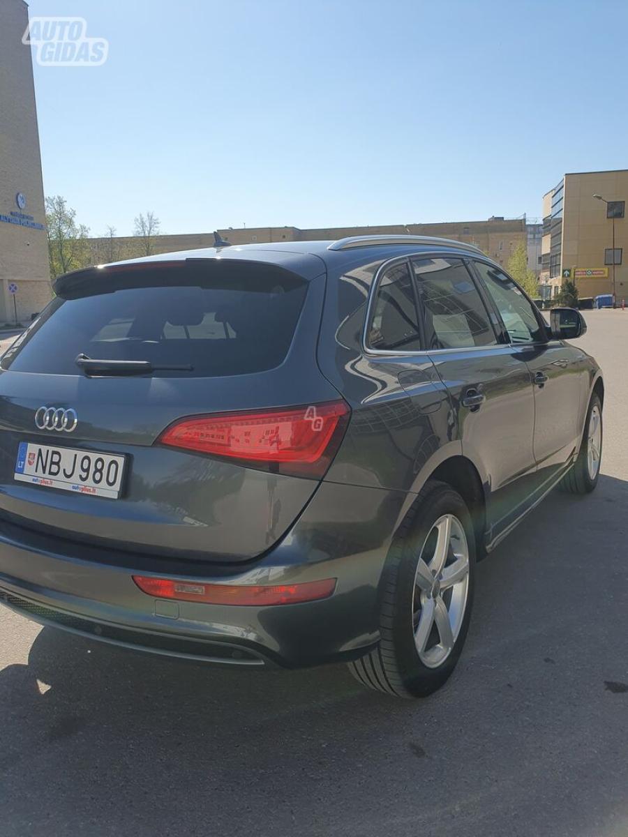 Pelēks Audi Q5 2014 Alīta, ar dzinēja tilpumu 2.00 L un nobraukumu 315 tūkst. km par 12500 €, foto 7 vietnē AUTOMOTO.COM.LV