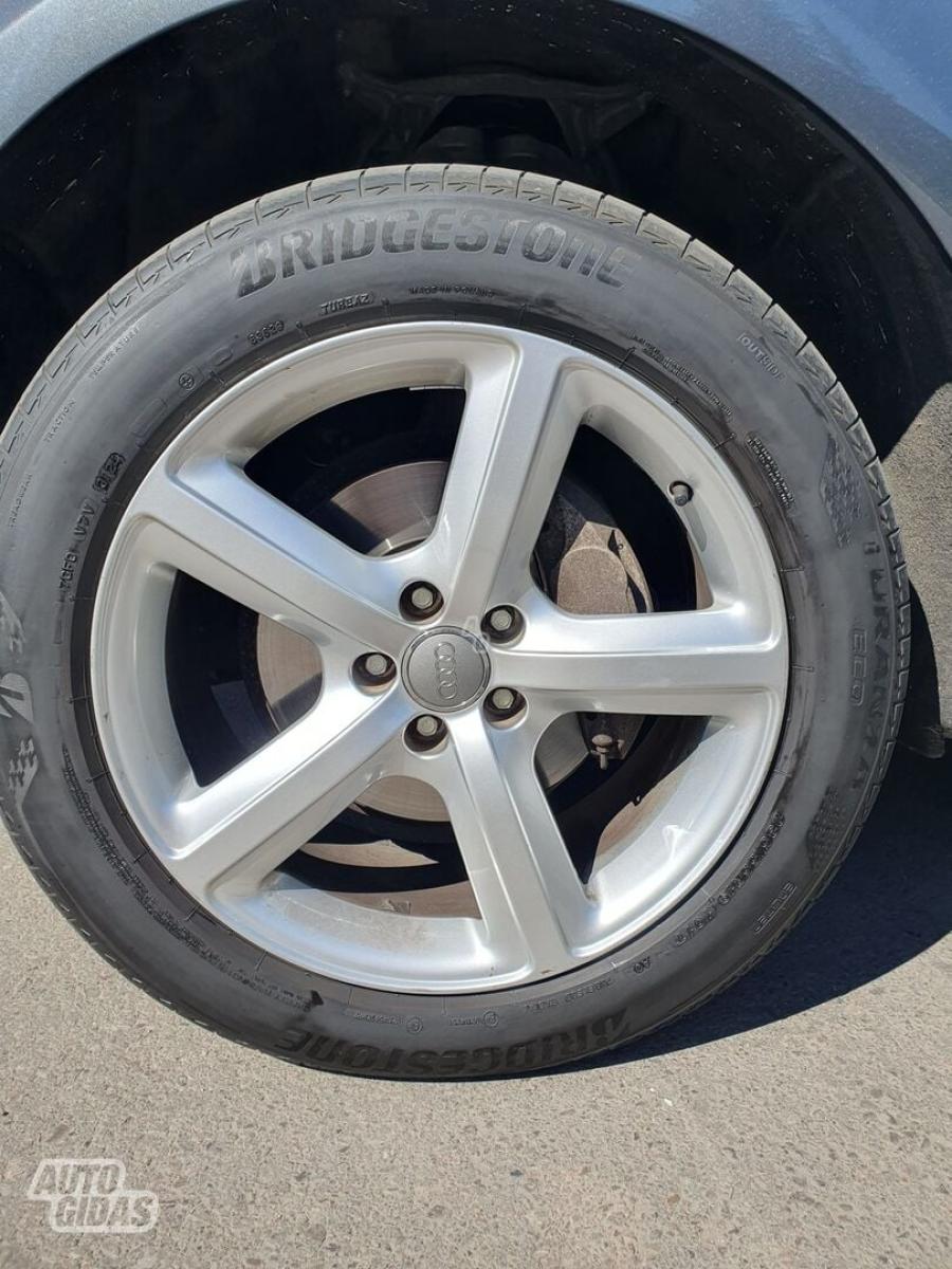 Pelēks Audi Q5 2014 Alīta, ar dzinēja tilpumu 2.00 L un nobraukumu 315 tūkst. km par 12500 €, foto 20 vietnē AUTOMOTO.COM.LV