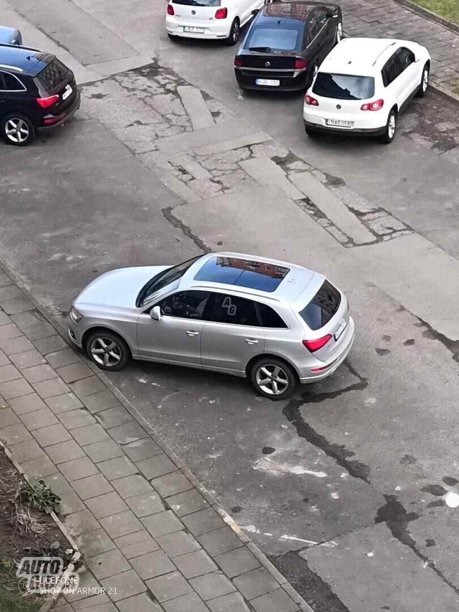 Grey Audi Q5 2014 in Klaipeda, with an engine capacity of 3.00 L and mileage of 214 thousand km for 10800 €, photo 3 on AUTOMOTO.COM.LV