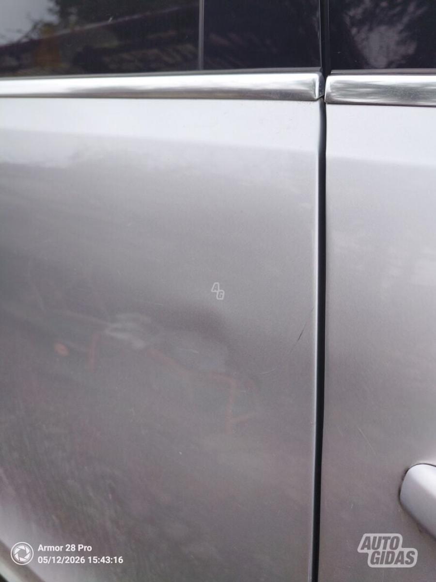 Grey Audi Q5 2014 in Klaipeda, with an engine capacity of 3.00 L and mileage of 214 thousand km for 10800 €, photo 15 on AUTOMOTO.COM.LV