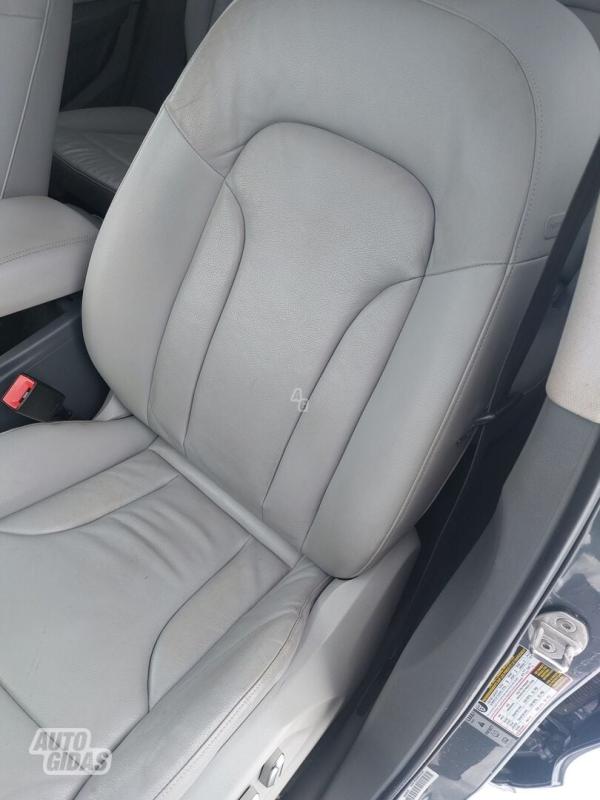 Grey Audi Q5 2014 in Siauliai, with an engine capacity of 3.00 L and mileage of 326 thousand km for 10200 €, photo 10 on AUTOMOTO.COM.LV