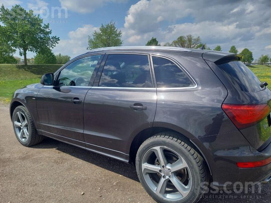 Grey Audi Q5 2014 in Jelgava, with an engine capacity of 2.00 L and mileage of 189 thousand km for 14500 €, photo 3 on AUTOMOTO.COM.LV