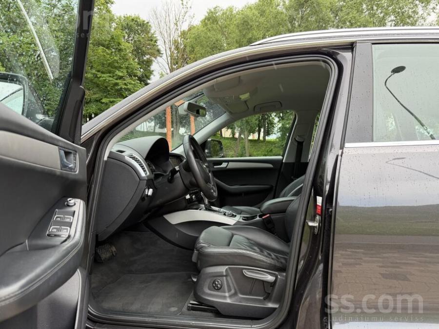 Pelēks Audi Q5 2014 Rēzekne, ar dzinēja tilpumu 3.00 L un nobraukumu 202 tūkst. km par 12490 €, foto 8 vietnē AUTOMOTO.COM.LV
