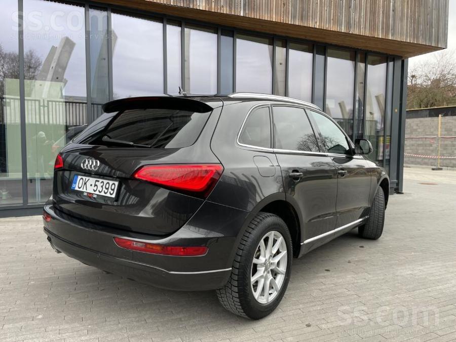 Grey Audi Q5 2014 in Tukums, with an engine capacity of 2.00 L and mileage of 272 thousand km for 12590 €, photo 3 on AUTOMOTO.COM.LV