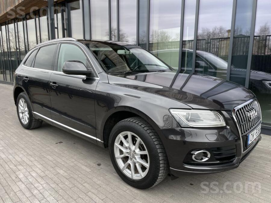 Grey Audi Q5 2014 in Tukums, with an engine capacity of 2.00 L and mileage of 272 thousand km for 12590 €, photo 4 on AUTOMOTO.COM.LV