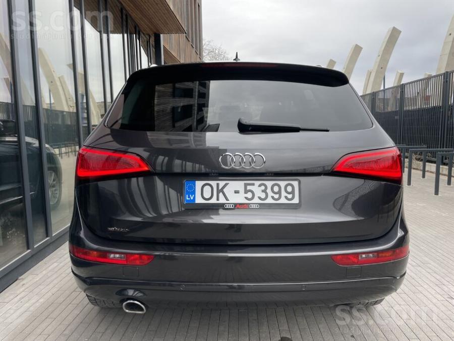 Grey Audi Q5 2014 in Tukums, with an engine capacity of 2.00 L and mileage of 272 thousand km for 12590 €, photo 5 on AUTOMOTO.COM.LV
