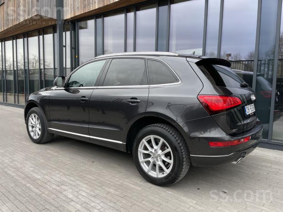 Grey Audi Q5 2014 in Tukums, with an engine capacity of 2.00 L and mileage of 272 thousand km for 12590 €, photo 8 on AUTOMOTO.COM.LV