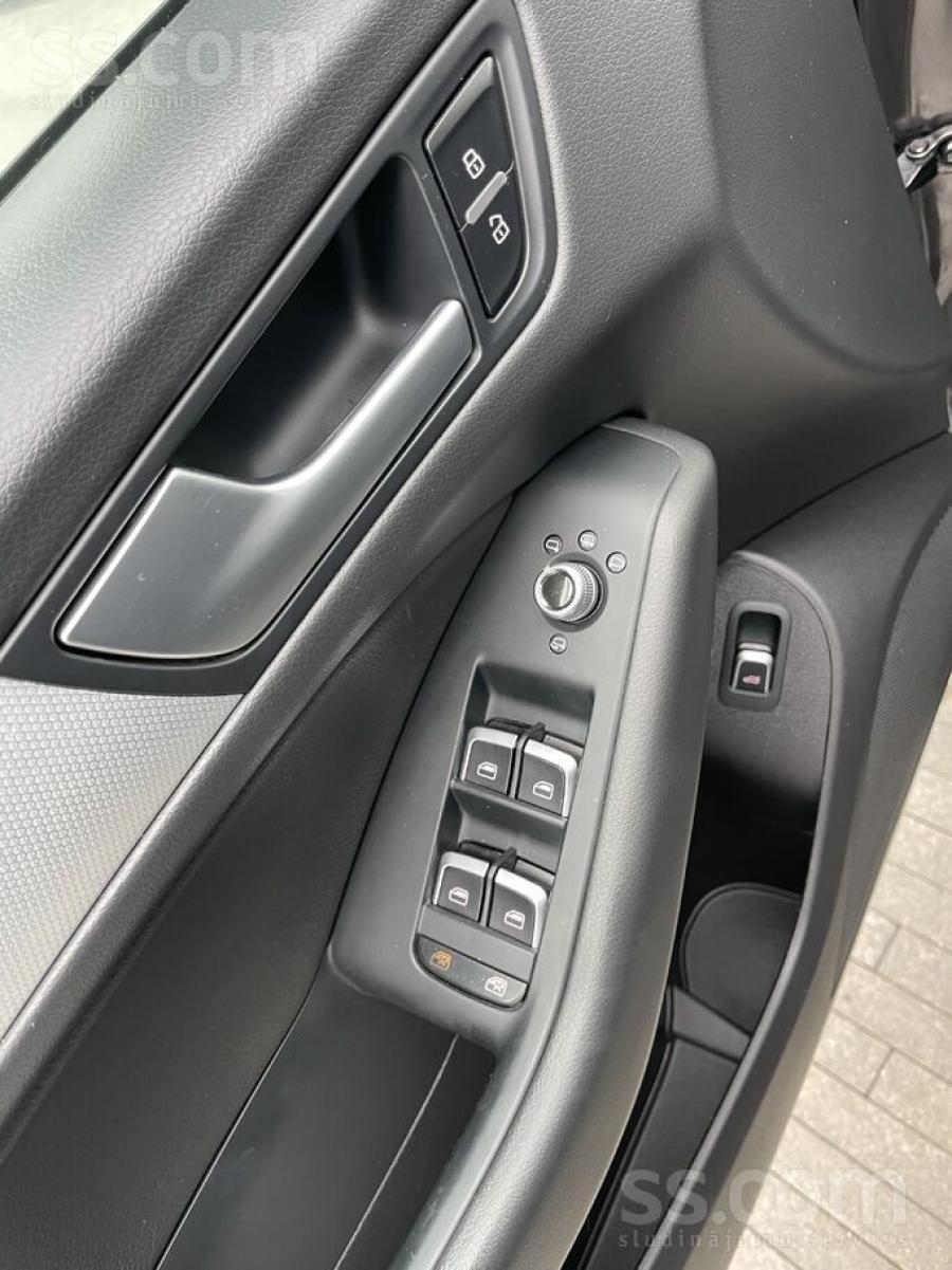 Grey Audi Q5 2014 in Tukums, with an engine capacity of 2.00 L and mileage of 272 thousand km for 12590 €, photo 28 on AUTOMOTO.COM.LV