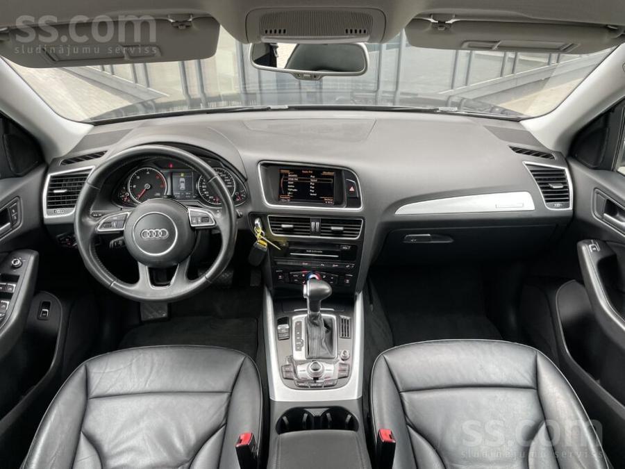 Grey Audi Q5 2014 in Tukums, with an engine capacity of 2.00 L and mileage of 272 thousand km for 12590 €, photo 30 on AUTOMOTO.COM.LV
