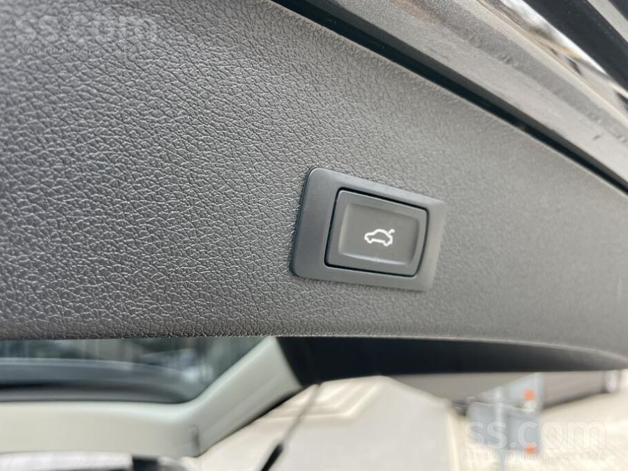 Grey Audi Q5 2014 in Tukums, with an engine capacity of 2.00 L and mileage of 272 thousand km for 12590 €, photo 33 on AUTOMOTO.COM.LV