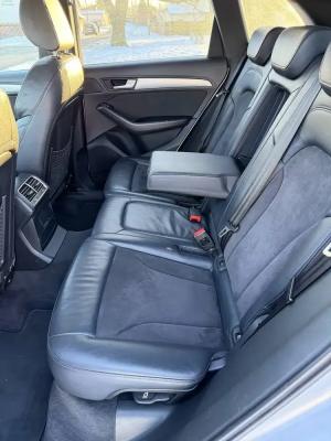 Pelēks Audi Q5 2014 Ventspils, ar dzinēja tilpumu 2.00 L un nobraukumu 248 tūkst. km par 12400 €, foto 16 vietnē AUTOMOTO.COM.LV