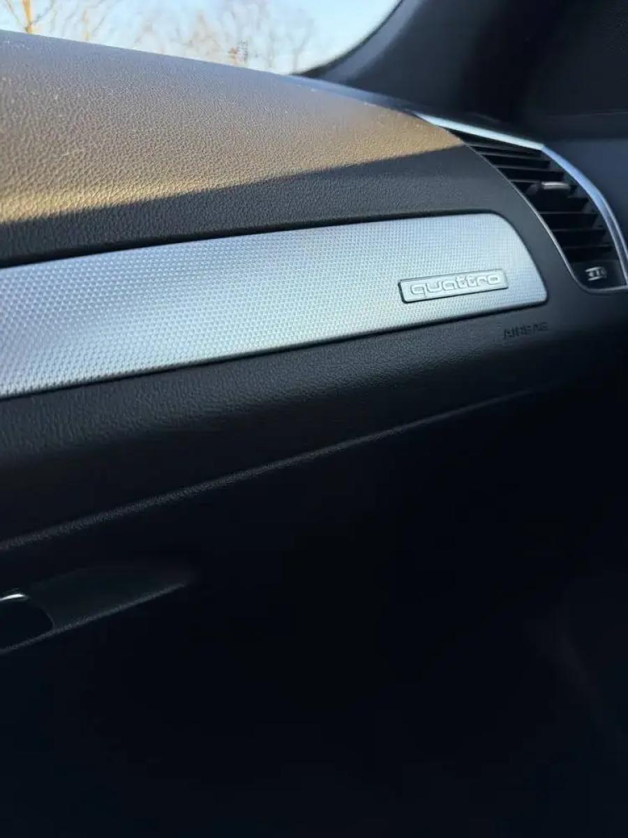 Pelēks Audi Q5 2014 Ventspils, ar dzinēja tilpumu 2.00 L un nobraukumu 248 tūkst. km par 12400 €, foto 26 vietnē AUTOMOTO.COM.LV
