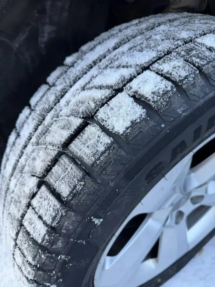 Pelēks Audi Q5 2014 Ventspils, ar dzinēja tilpumu 2.00 L un nobraukumu 248 tūkst. km par 12400 €, foto 31 vietnē AUTOMOTO.COM.LV