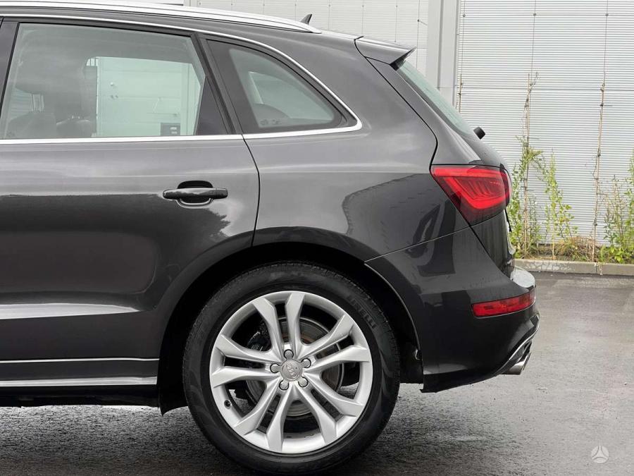 Pelēks Audi Q5 2014 Utena, ar dzinēja tilpumu 2.97 L un nobraukumu 264 tūkst. km par 13790 €, foto 25 vietnē AUTOMOTO.COM.LV