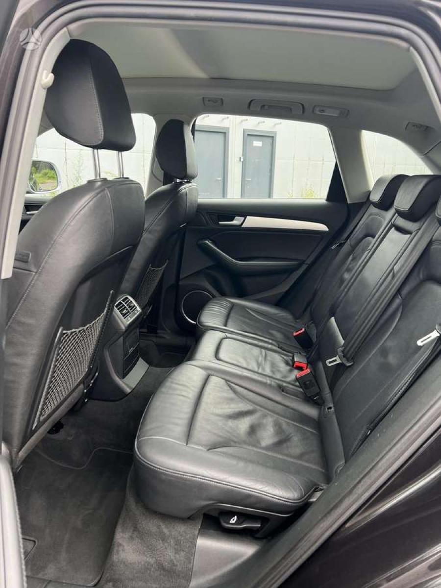 Pelēks Audi Q5 2014 Utena, ar dzinēja tilpumu 2.97 L un nobraukumu 264 tūkst. km par 13790 €, foto 34 vietnē AUTOMOTO.COM.LV