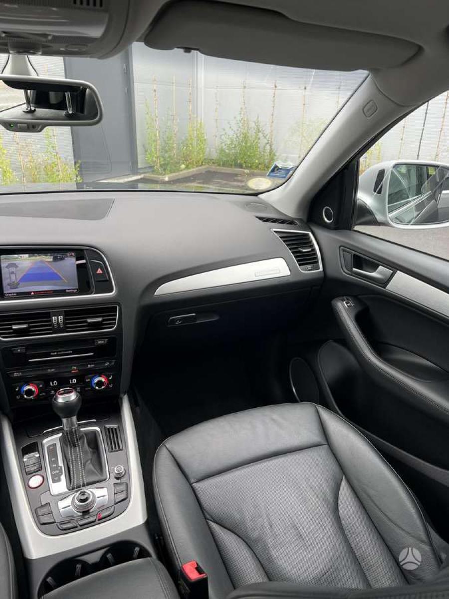 Pelēks Audi Q5 2014 Utena, ar dzinēja tilpumu 2.97 L un nobraukumu 264 tūkst. km par 13790 €, foto 47 vietnē AUTOMOTO.COM.LV