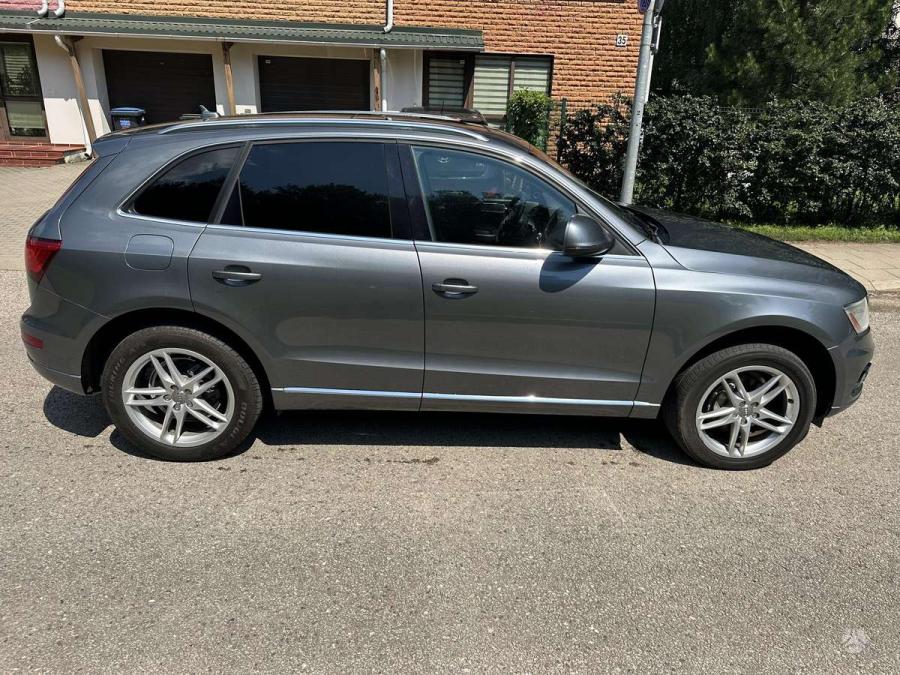 Grey Audi Q5 2014 in Vilnius, with an engine capacity of 1.98 L and mileage of 204 thousand km for 11650 €, photo 9 on AUTOMOTO.COM.LV