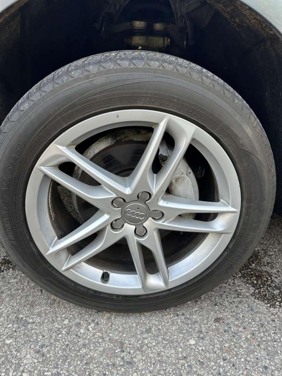 Grey Audi Q5 2014 in Vilnius, with an engine capacity of 1.98 L and mileage of 204 thousand km for 11650 €, photo 24 on AUTOMOTO.COM.LV