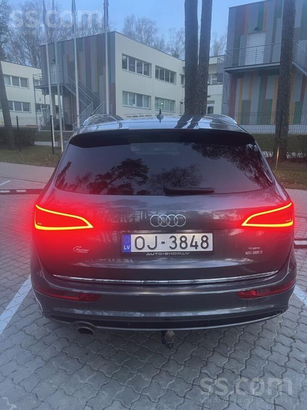 Pelēks Audi Q5 2014 Rīga, ar dzinēja tilpumu 2.00 L un nobraukumu 227 tūkst. km par 16250 €, foto 4 vietnē AUTOMOTO.COM.LV
