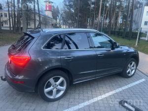 Grey Audi Q5 2014 in Riga, with an engine capacity of 2.00 L and mileage of 227 thousand km for 16250 €, photo 6 on AUTOMOTO.COM.LV