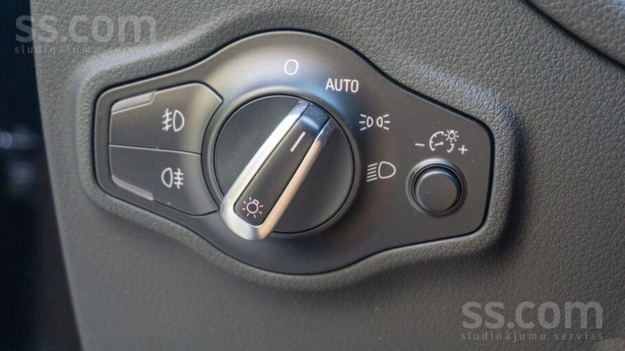 Grey Audi Q5 2014 in Riga, with an engine capacity of 2.00 L and mileage of 189 thousand km for 12590 €, photo 25 on AUTOMOTO.COM.LV