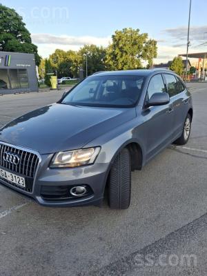 Pelēks Audi Q5 2014 Rīga, ar dzinēja tilpumu 2.00 L un nobraukumu 258 tūkst. km par 11700 €, foto 3 vietnē AUTOMOTO.COM.LV