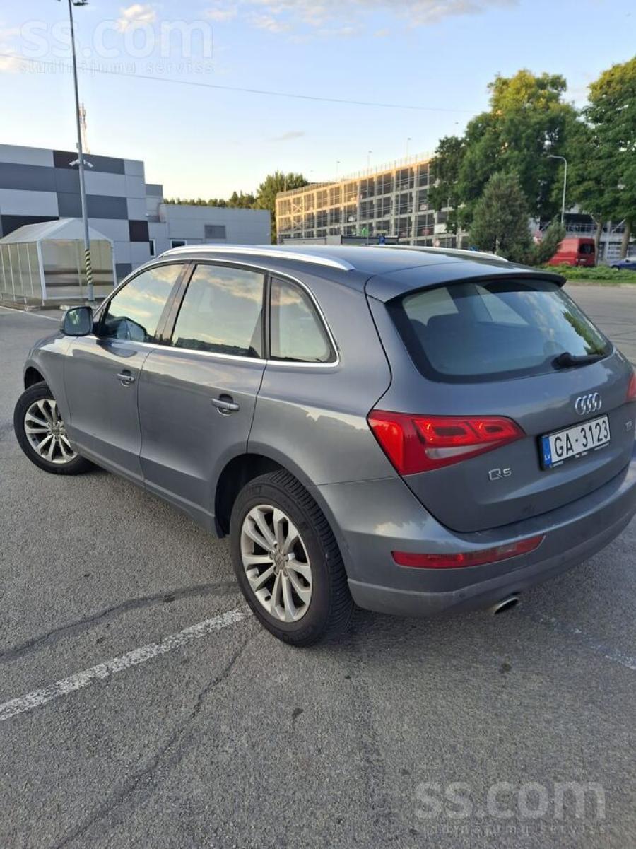Pelēks Audi Q5 2014 Rīga, ar dzinēja tilpumu 2.00 L un nobraukumu 258 tūkst. km par 11700 €, foto 6 vietnē AUTOMOTO.COM.LV
