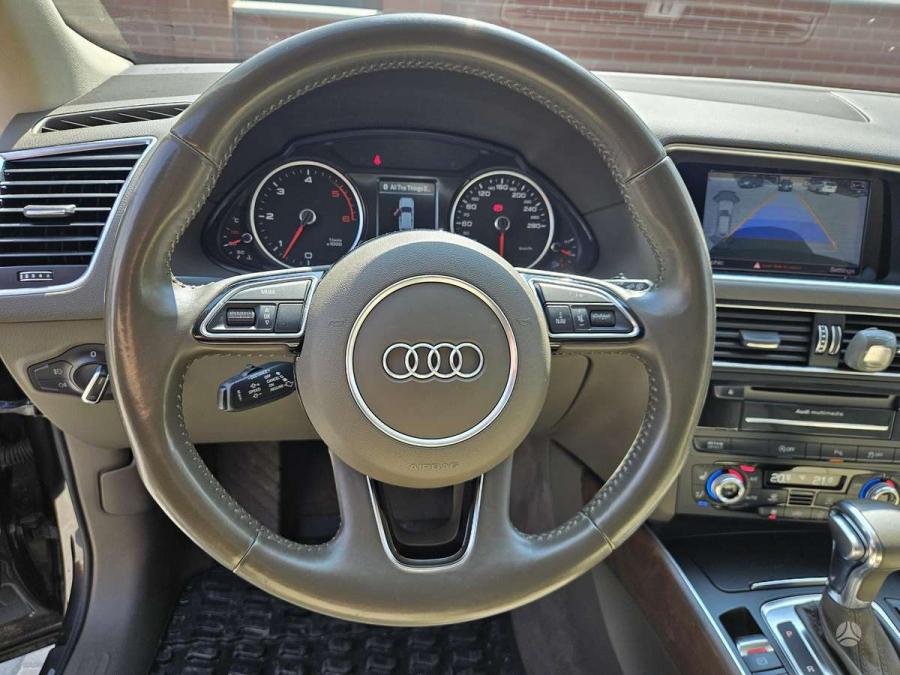 Pelēks Audi Q5 2014 Klaipėda, ar dzinēja tilpumu 2.97 L un nobraukumu 199 tūkst. km par 14999 €, foto 24 vietnē AUTOMOTO.COM.LV